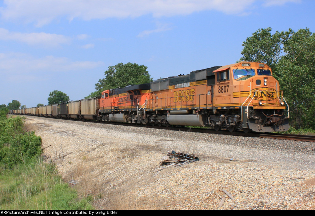 BNSF 8807